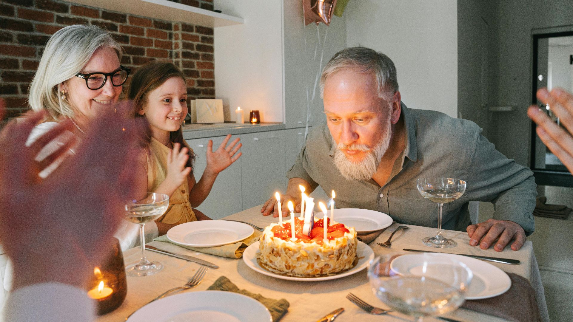 The 20 Stages of Growing Up That Everyone Goes Through - TheZenParent