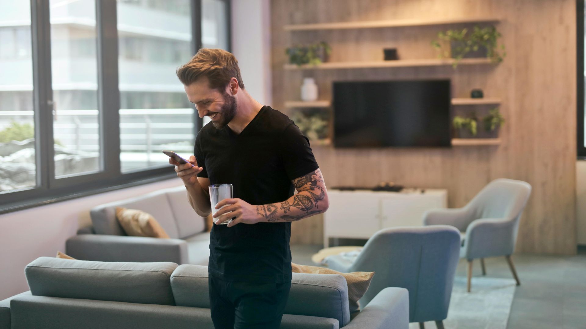 Crushing Hard? 10 Signs You're Coming On Too Strong & 10 Strategies For ...