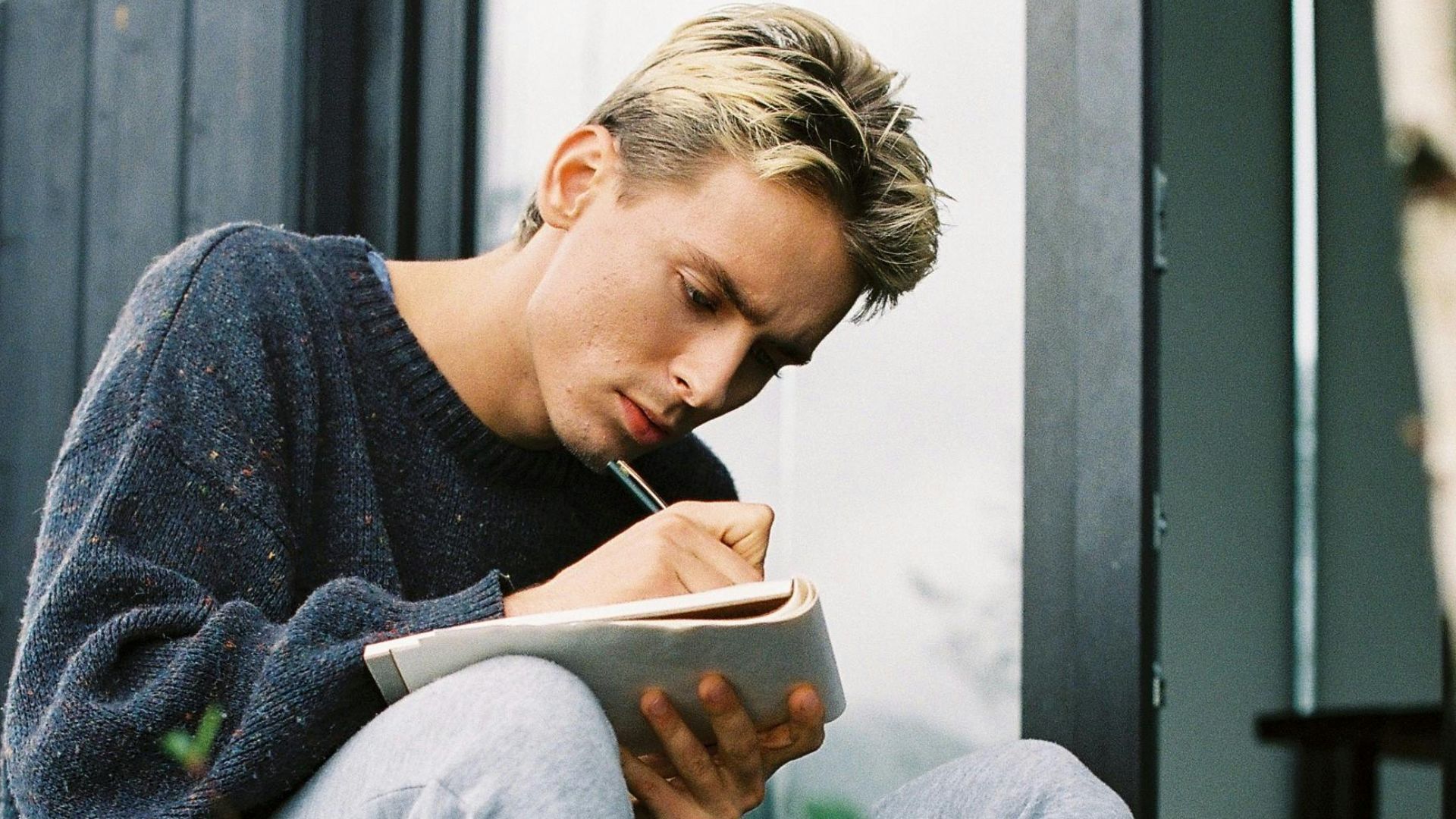 10 Signs You’ve Outgrown Your Friends & 10 Things You Can Do About It ...