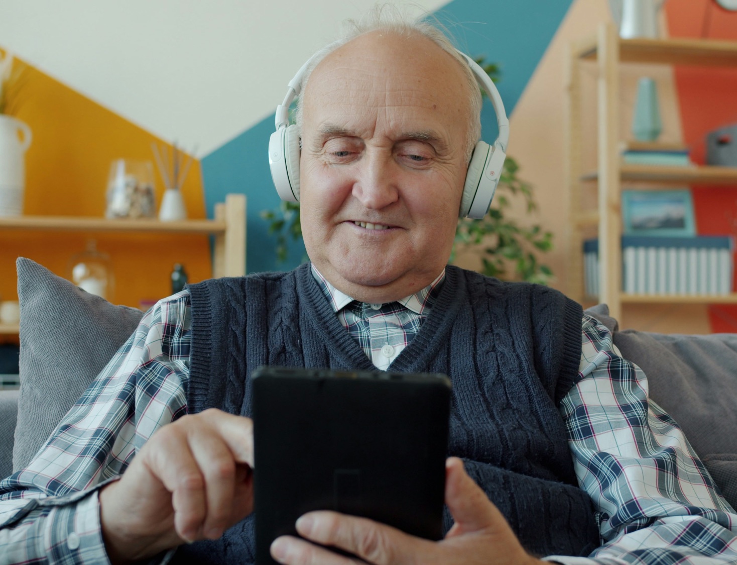 20 Habits That Prove You're a Boomer - TheZenParent